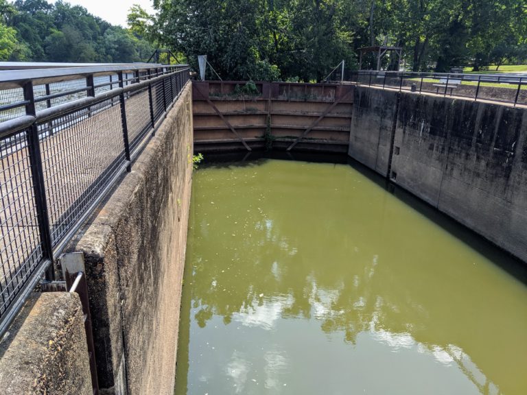 Complete Guide To The Lock And Dam Park And Campground