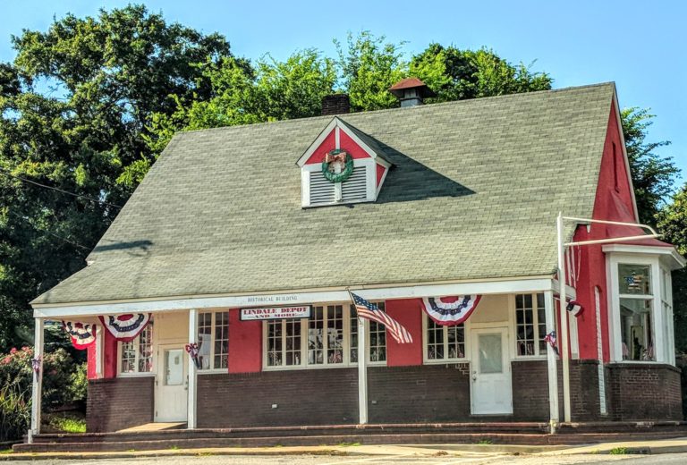 Taking A Look At My Hometown of Lindale, Georgia