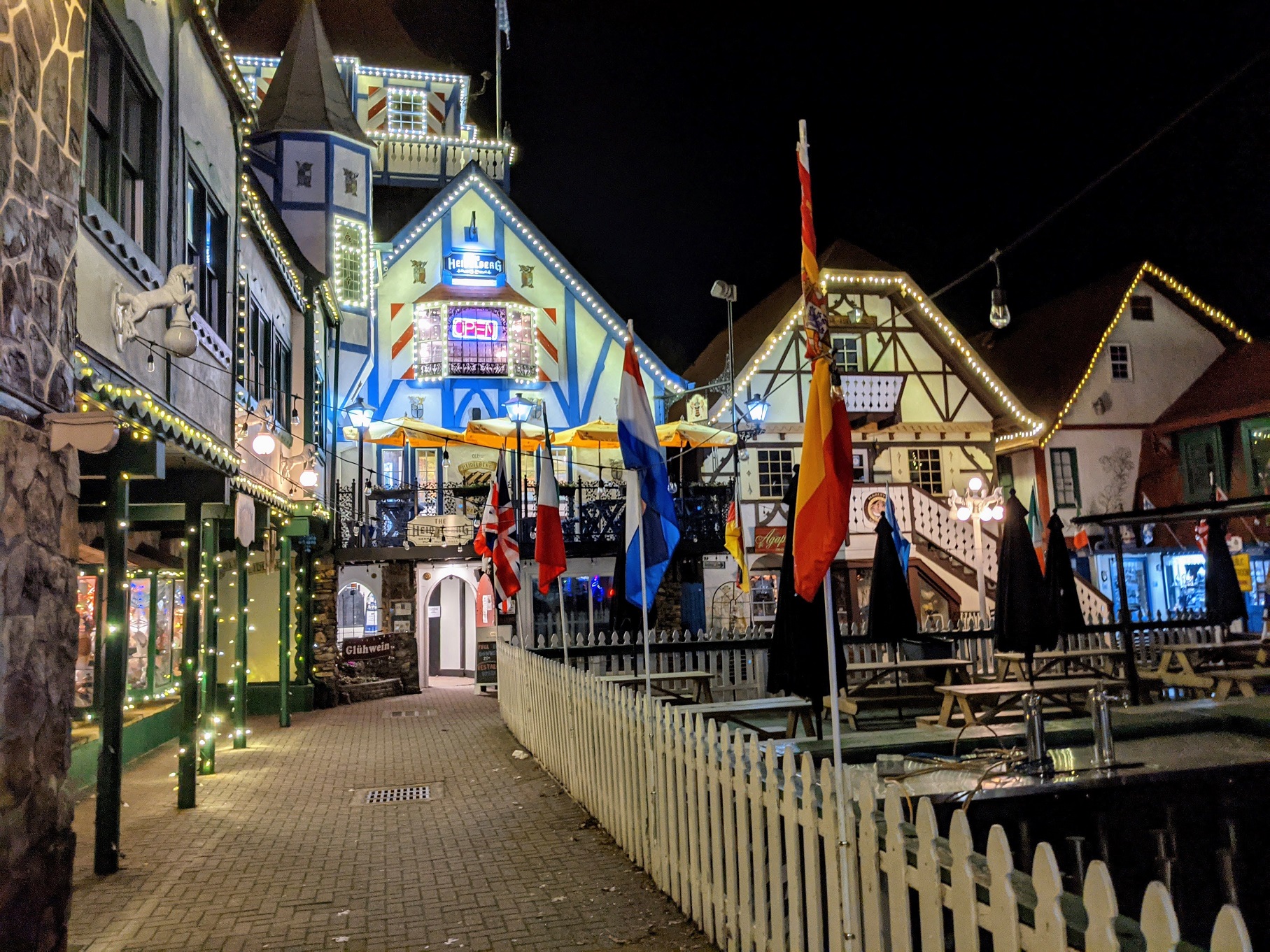 Places To See Spectacular Fall Foliage In Northwest Georgia